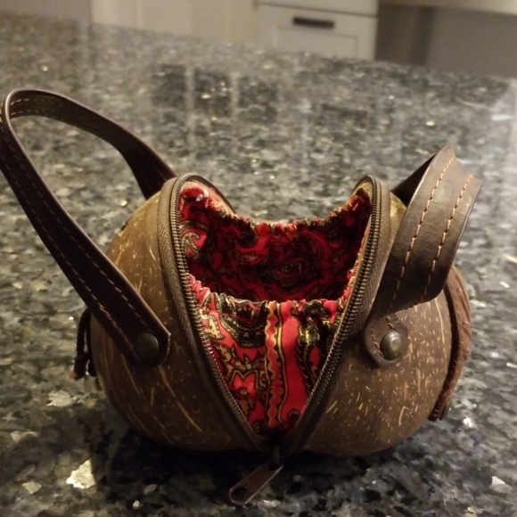 cozumel | Bags | Authentic Coconut Purse Beautifully Lined | Poshmark